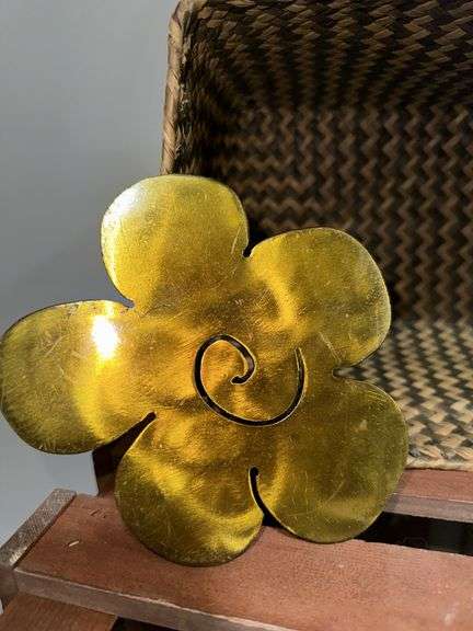 Misc Decor - Baker Auctions & Real Estate, LLC
