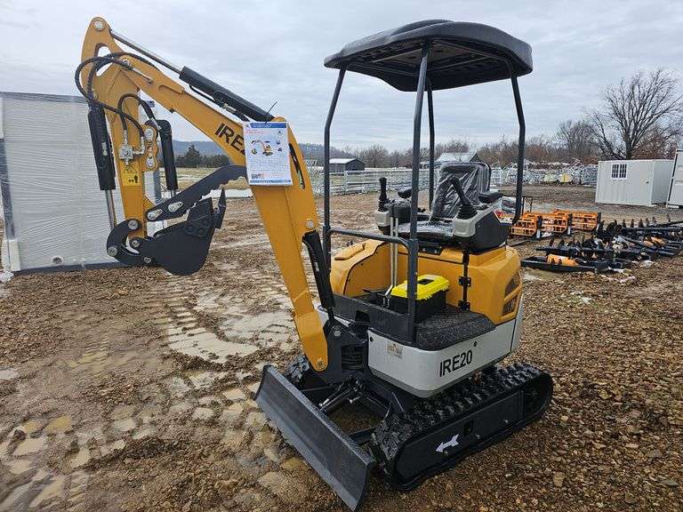 IRE20 Mini Diesel Excavator - Baker Auctions & Real Estate, LLC