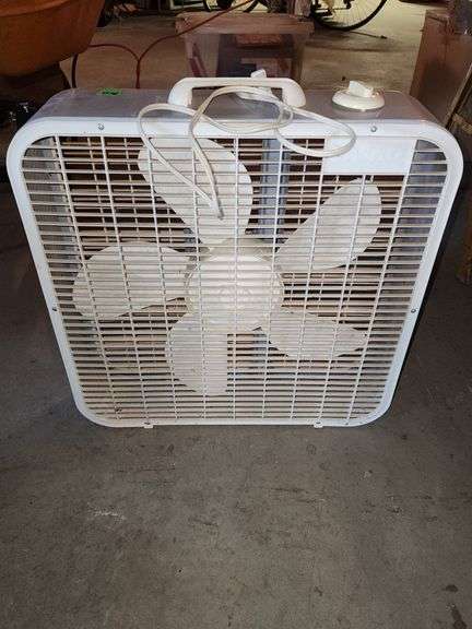 Lasko Box Fan - Baker Auctions & Real Estate, LLC