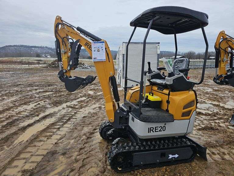 IRE20 Mini Diesel Excavator - Baker Auctions & Real Estate, LLC