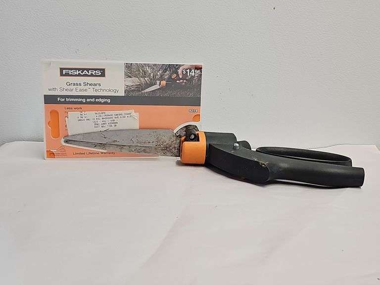 Fiskars Grass Shears - Baker Auctions & Real Estate, LLC