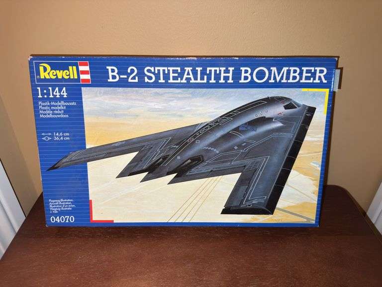 B-2 Stealth Bomber Model - Unopened - Baker Auctions & Real Estate, LLC