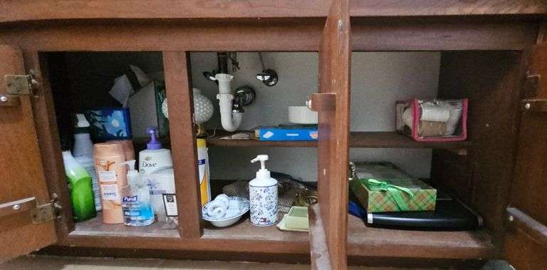 Cabinet Contents - Baker Auctions & Real Estate, LLC