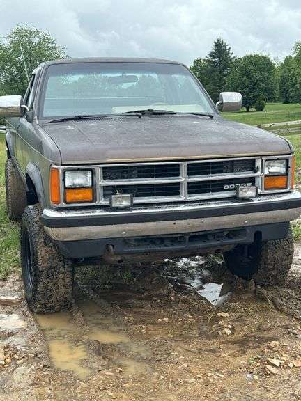 1988 Square body Dodge - Baker Auctions & Real Estate, LLC