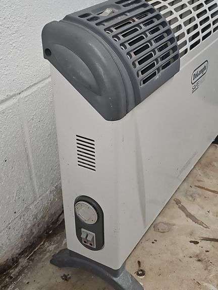 DeLonghi Safe Heat Convection Heater - Baker Auctions & Real Estate, LLC