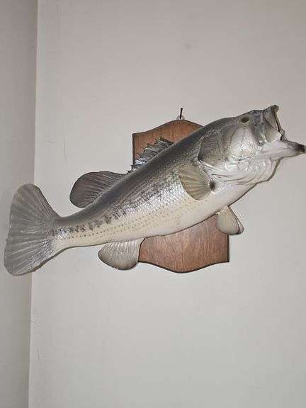 Mounted Bass - Baker Auctions & Real Estate, LLC