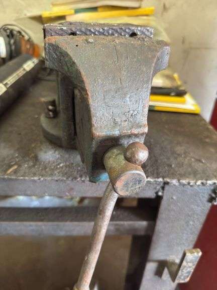 Heavy Duty Bench Vise - Baker Auctions & Real Estate, LLC
