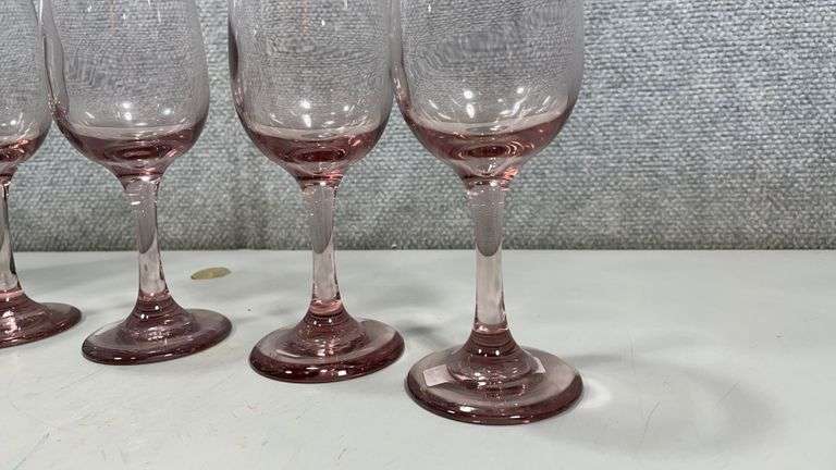 LOT: (4) LIGHT PURPLE COLORED GLASS STEMMED GLASSES - Bentley ...