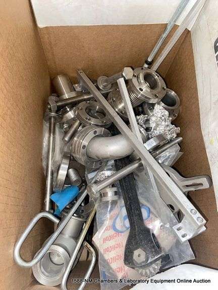 BOX: ASSORTED STAINLESS VACUUM FITTINGS - Bentley & Associates, LLC