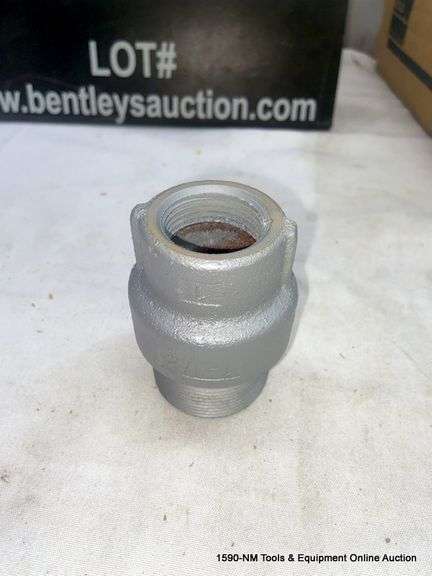 APPLETON 1" MALL IRON CONDUIT FITTING ~ ES150100 ~ 1" SEALING HUB W/ 1 ...