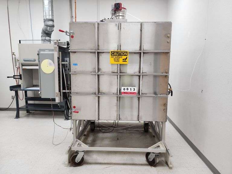 ABBESS INSTRUMENTS 48" X 48" SS CUBE HIGH VACUUM CHAMBER SPACE LEVEL ...