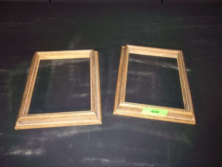LOT: (2) OAK STAINED WOOD FRAMES 11 X 9 - Bentley & Associates, LLC