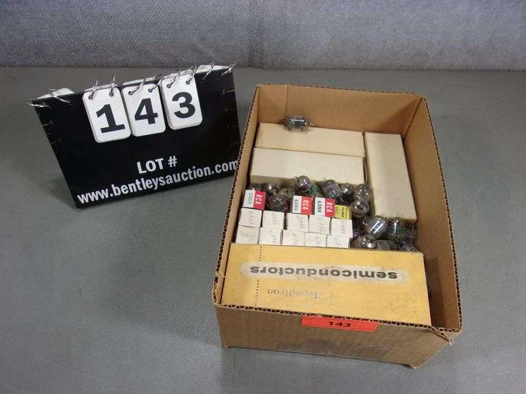 BOX: ASSORTED VINTAGE RADIO/ELECTRONIC TUBES - MIXED SIZES - Bentley ...