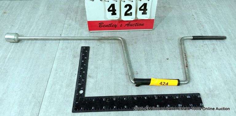 HAND CRANK SOCKET DRIVE - Bentley & Associates, LLC