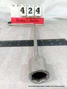 HAND CRANK SOCKET DRIVE - Bentley & Associates, LLC