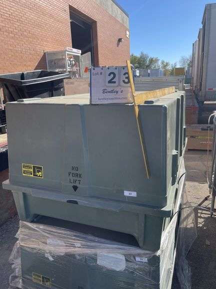 FIBERGLASS POLY CART/MOLDED COVERED SHIPPING CONTAINER/SKID MOTOR CRATE ...
