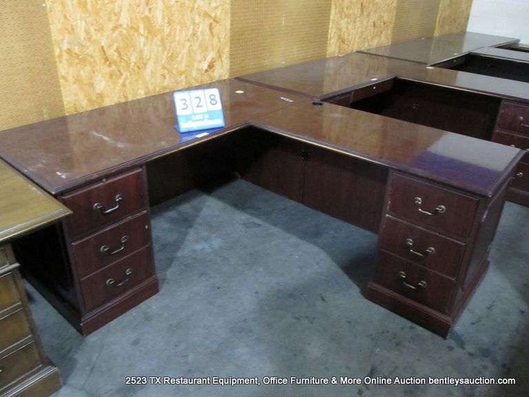 RED WALNUT EXECUTIVE STYLED WOODEN COMPUTER DESK W/ RIGHT HAND RETURN ...