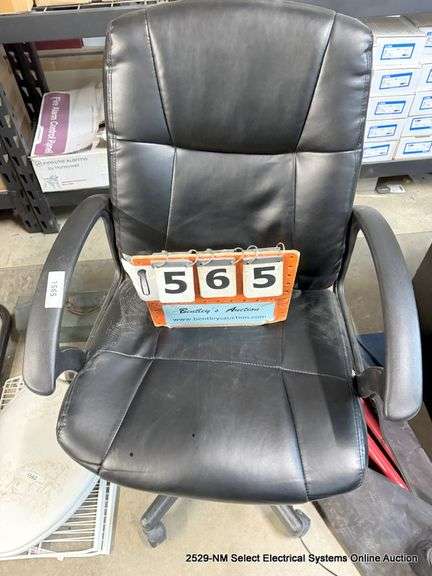 CASTERED OFFICE CHAIR - Bentley & Associates, LLC