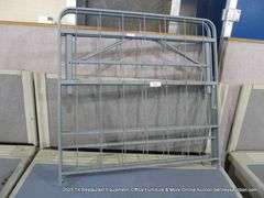 SIMPLE METAL FOLDING QUICK COT FRAME - Bentley & Associates, LLC