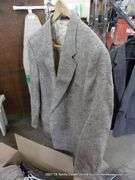 BOX: ASSORTED GENTLEMAN SUITS - Bentley & Associates, LLC