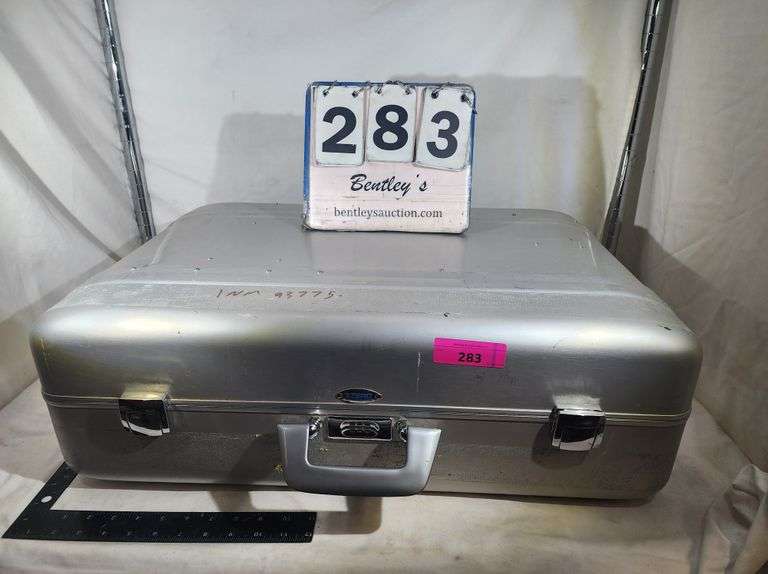 ZERO CENTURION ELITE ALUMINUM STORAGE CASE W/ FOAM - Bentley ...