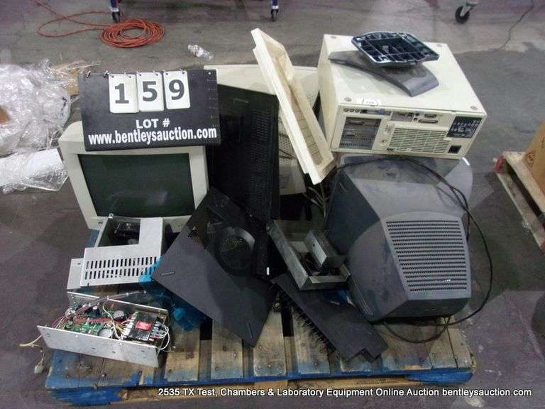 PALLET: (4) COMPUTER TUBE MONITORS, DELL PIII COMPUTER, POWER SUPPLIES ...