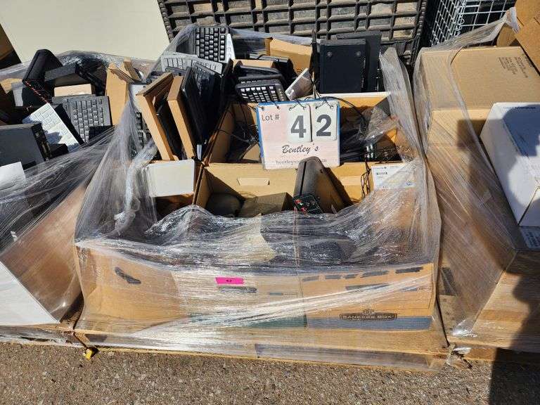 PALLET: KEYBOARDS & ELECTRONICS - Bentley & Associates, LLC