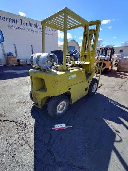 CLARK FORKLIFT CLARKLIFT MODEL NO. C500Y40 TYPE 6/6355 2 HRS - Bentley ...