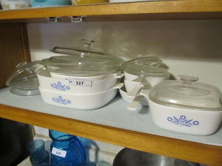 LOT: 7 CORNING WARE COVERED DISHES - Bentley & Associates, LLC