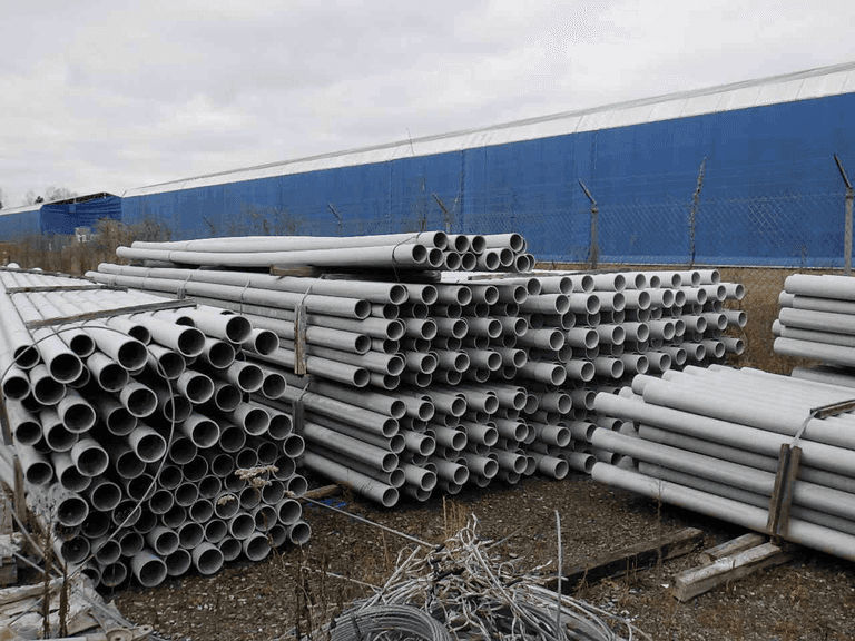 LOT: 1,151 +/- PIECES PVC CONDUIT - Bentley & Associates, LLC