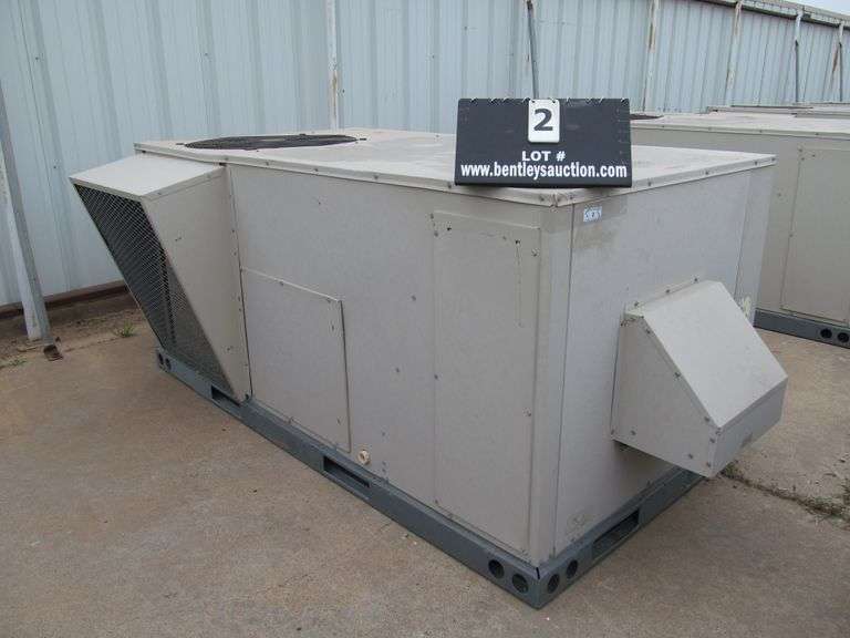 LENNOX HEATING & COOLING ROOFTOP UNIT, MODEL #KGA036S4DS1Y - OUTDOOR ...