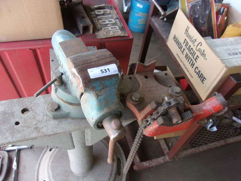 SHOP MADE VISE STAND - WILTON 4" X 5" BENCH VISE & RIDGID BC-610 PIPE ...