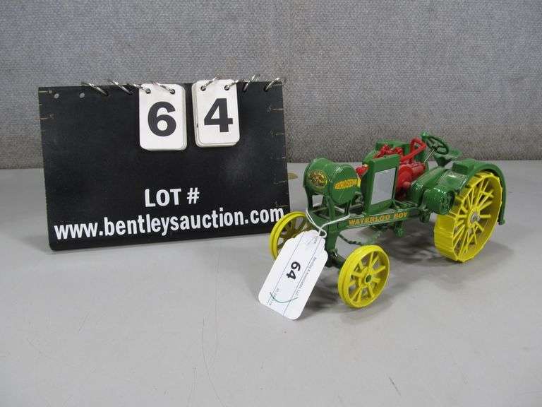 ERTL JOHN DEERE 1915 MODEL R WATERLOO BOY MODEL TRACTOR - Bentley ...