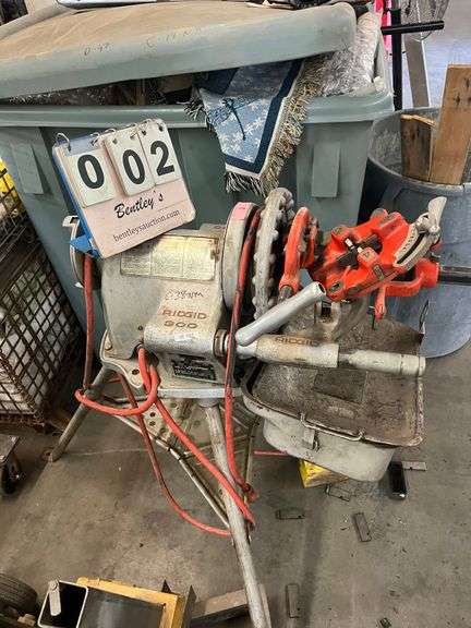 RIDGID 300 PIPE THREADING MACHINE PORTABLE & THREADER DIES - Bentley ...