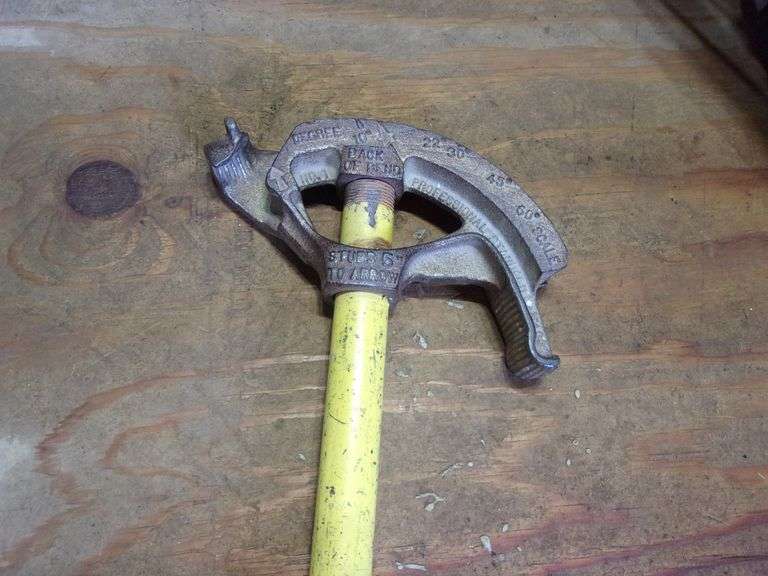 KLEIN TOOLS 1/2" EMT CONDUIT BENDER - Bentley & Associates, LLC