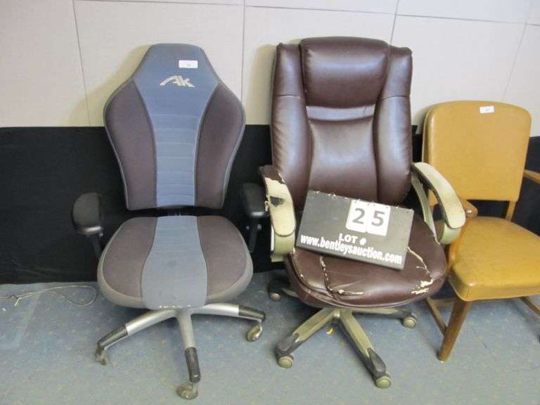 LOT: (2) CASTERED ARM CHAIRS - Bentley & Associates, LLC