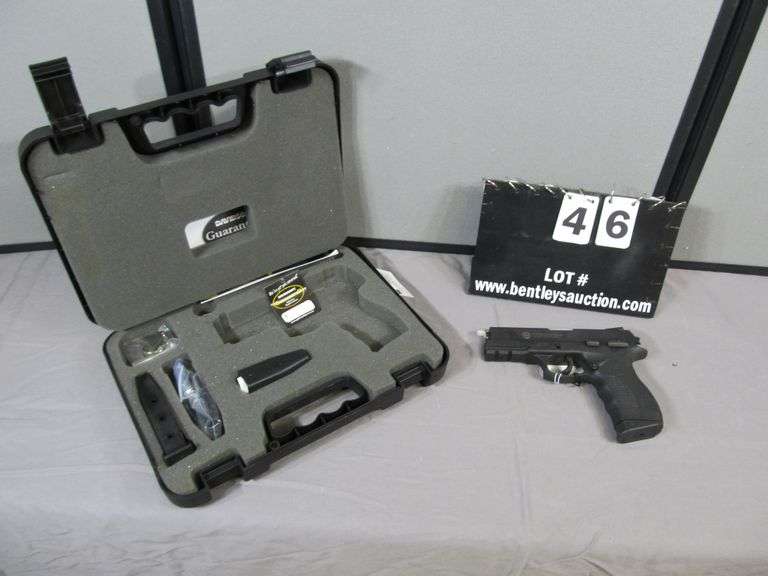 TAURUS PT 840 .40 SEMI-AUTO PISTOL- S/N: SCR60427 - Bentley ...