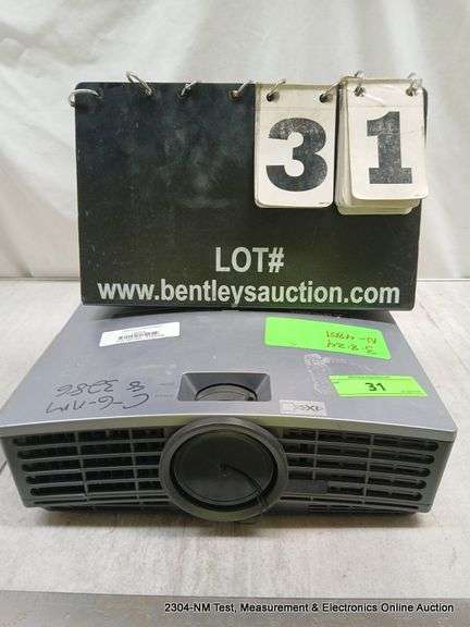 MITSUBISHI XD450U PROJECTOR - Bentley & Associates, LLC