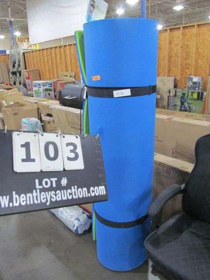 MEMBER'S MARK LAKE FLOAT PAD - DAMAGED - Bentley & Associates, LLC