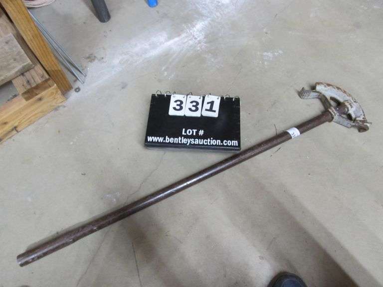 IDEAL 1/2" EMT CONDUIT BENDER - Bentley & Associates, LLC