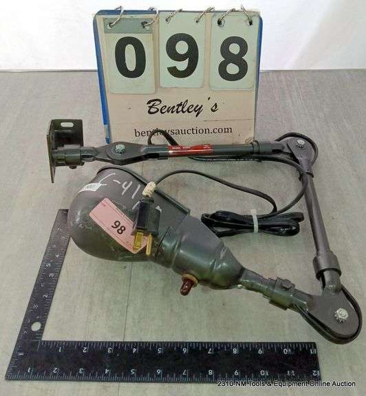 DAYTON MACHINE/WORK LAMP - Bentley & Associates, LLC