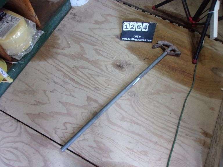IDEAL 1/2" EMT CONDUIT BENDER - Bentley & Associates, LLC
