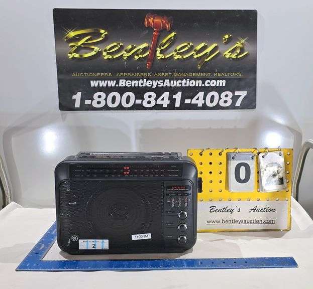 GE SUPER RADIO AM/FM HI PERFORMANCE W/ WIDE BAND AUTO FREQ. CONTROL ...