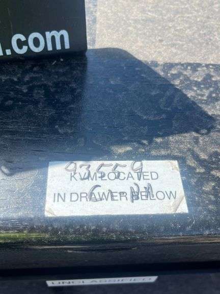 CASTERED SHIPPING CONTAINER W/ IDEUM PRESENTER MONITOR & CASTERED STAND ...