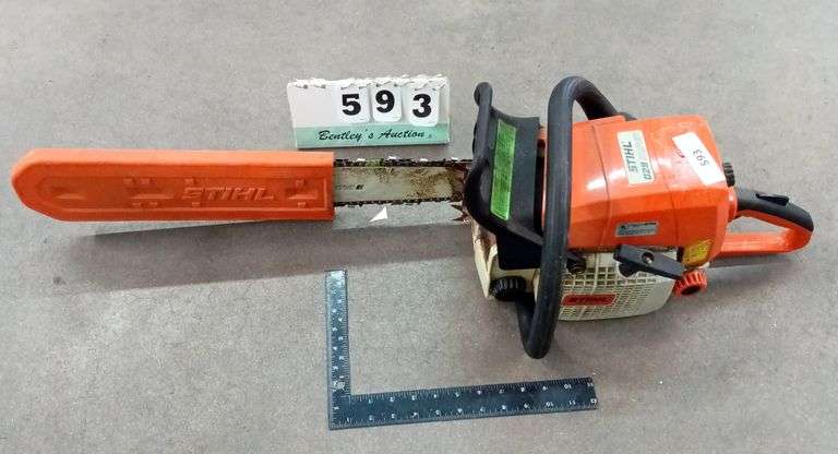STIHL D29 SUPER 20" GAS CHAINSAW - Bentley & Associates, LLC