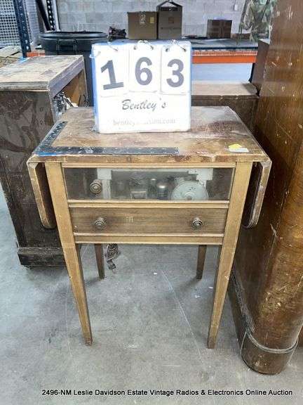 BENDIX RADIO DIVISION MODEL 0646-A RADIO/ END TABLE - Bentley ...
