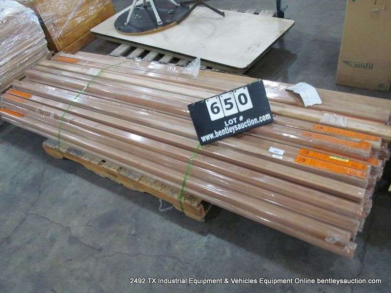 PALLET: PREMIUM CHERRY CHAIR RAIL & BASE MOLDING KIT, (40) - Bentley ...