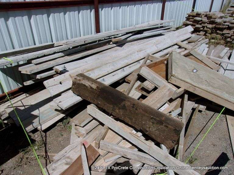 LOT: WOOD FORMS & BRACING WOOD - Bentley & Associates, LLC
