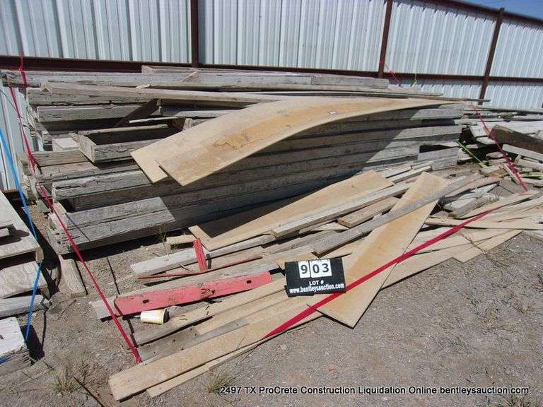 LOT: WOOD FORMS & BRACING WOOD - Bentley & Associates, LLC