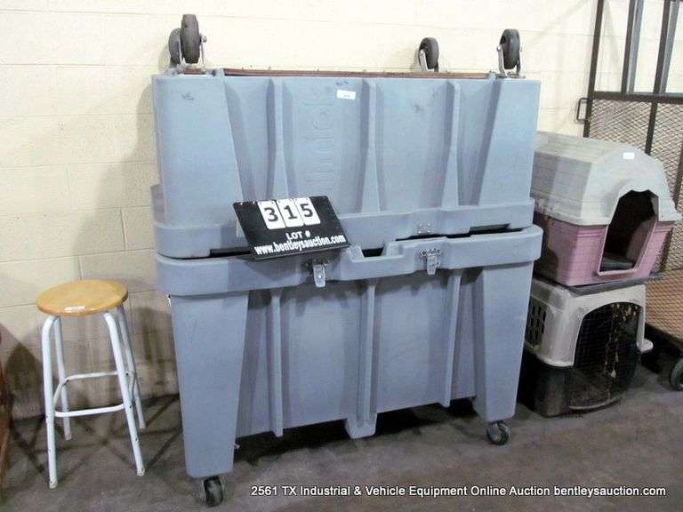 NIMLOCK TRADESHOW DISPLAY CART, 55" X 62" X 32" - Bentley & Associates, LLC